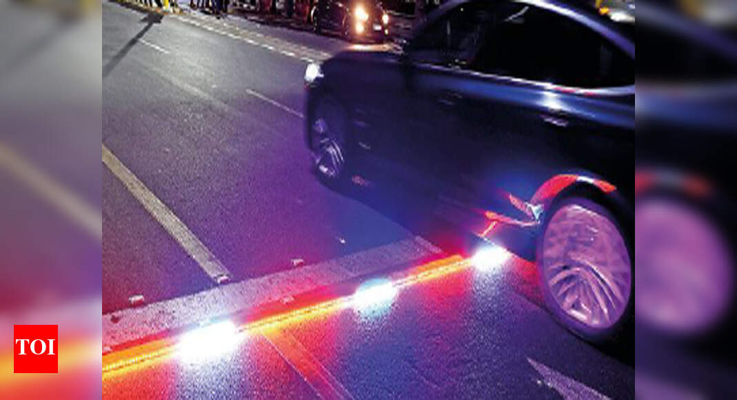 Chennai: Flickering LEDs mark traffic stop lines at 2 spots | Chennai ...