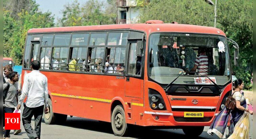 Mini buses await Gadkari for inauguration | Nagpur News - Times of India