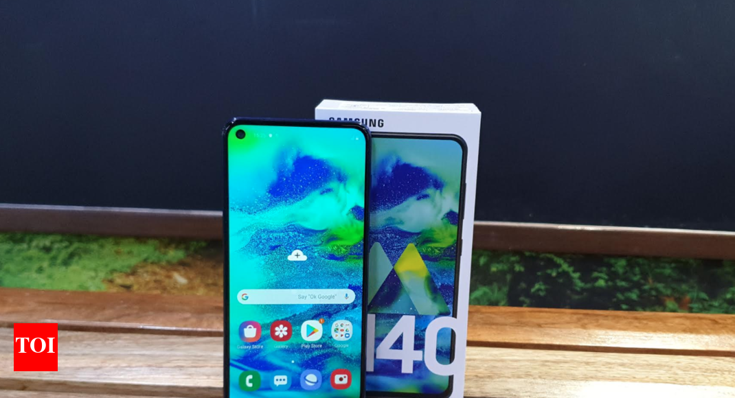 galaxy m40: Samsung Galaxy M40 to go on its first sale today via Amazon ...