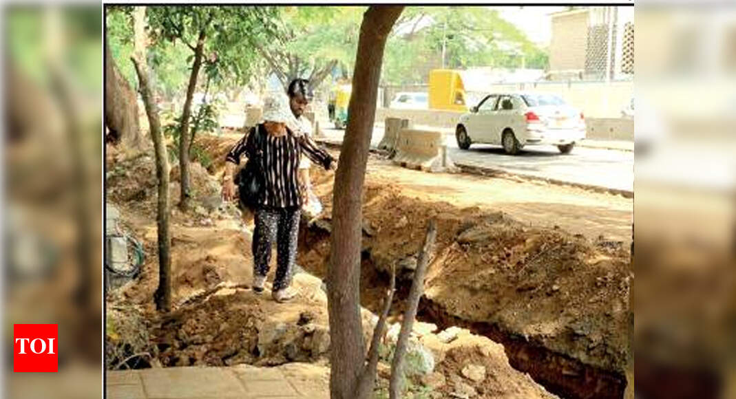 Sadashivanagar residents struggle as road work moves at snail’s pace | Bengaluru News - Times of ...
