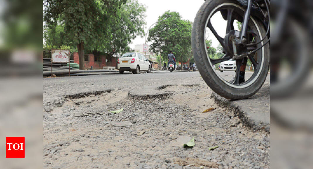 For these Gurugram residents, it’s always a bumpy ride | Gurgaon News ...