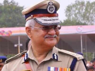 Gujarat DGP warns of tough action against drug peddlers, traffickers ...