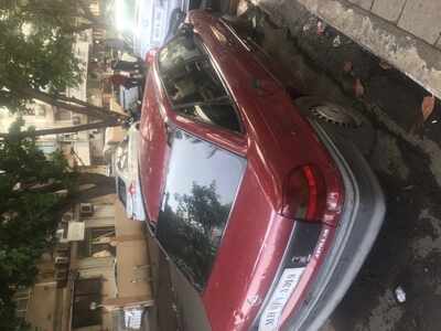 khatara parked on Marine Drive for 3+ years - Times of India