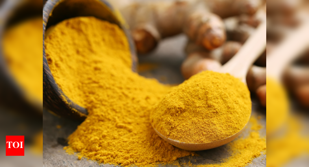 How much haldi should you use to get its maximum benefit - The Times of ...
