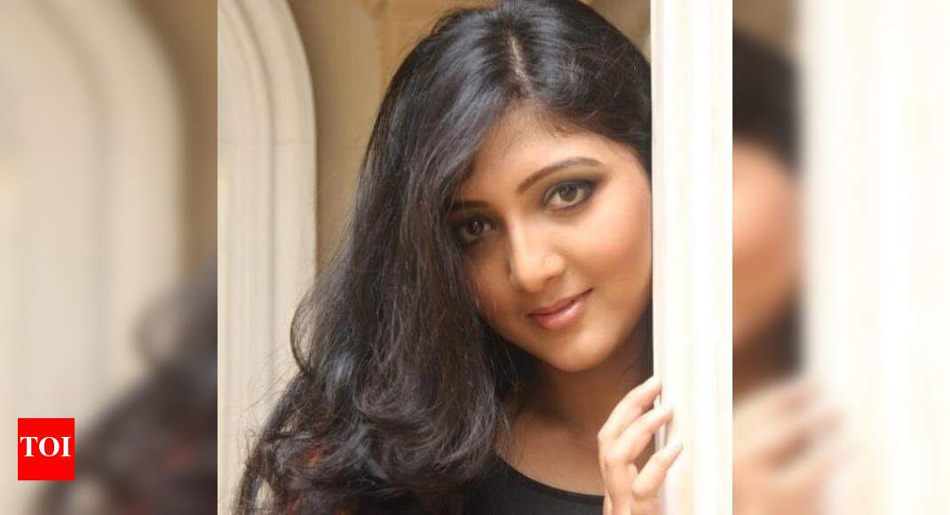 Sahitya Academy Award will inspire me to write more: Moumita | Kolkata ...