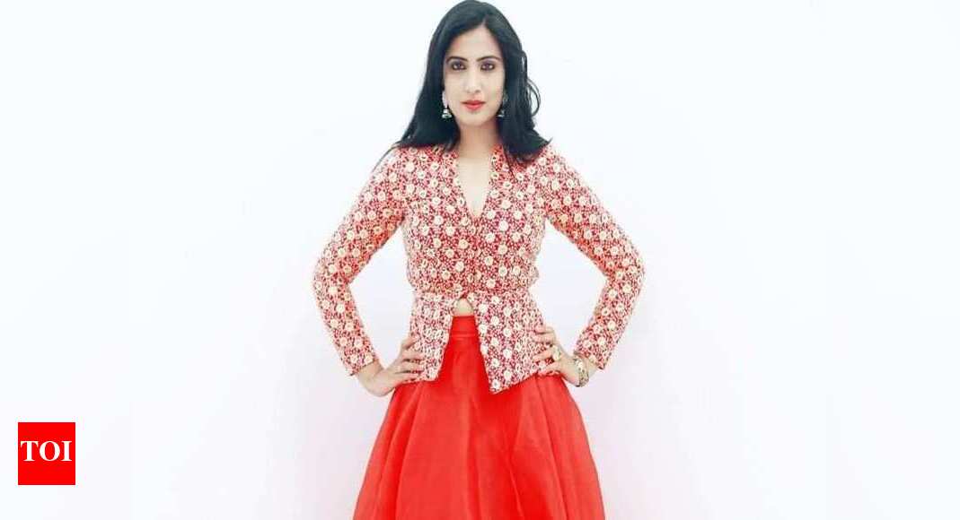 Triveni Rao acts with Puneeth Rajkumar in Yuvarathna | Kannada Movie ...