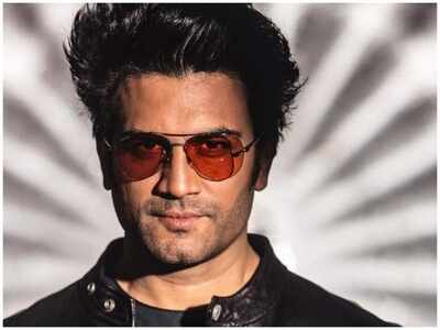 Bollywood actor Sharad Kelkar dubs for another Hollywood film | Hindi ...