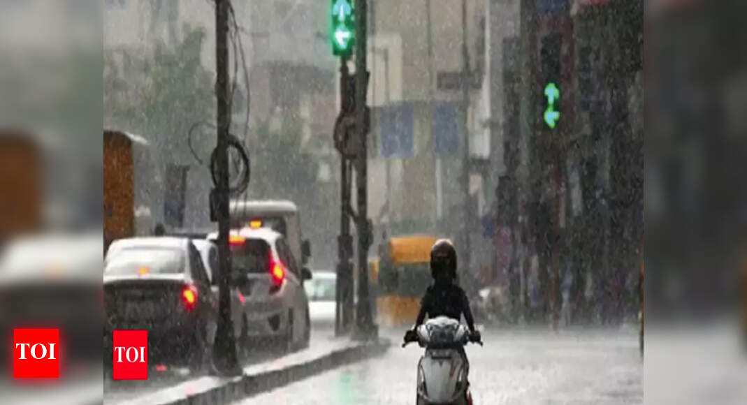 Monsoon in UP: Rains likely in Lucknow today | Lucknow News - Times of ...