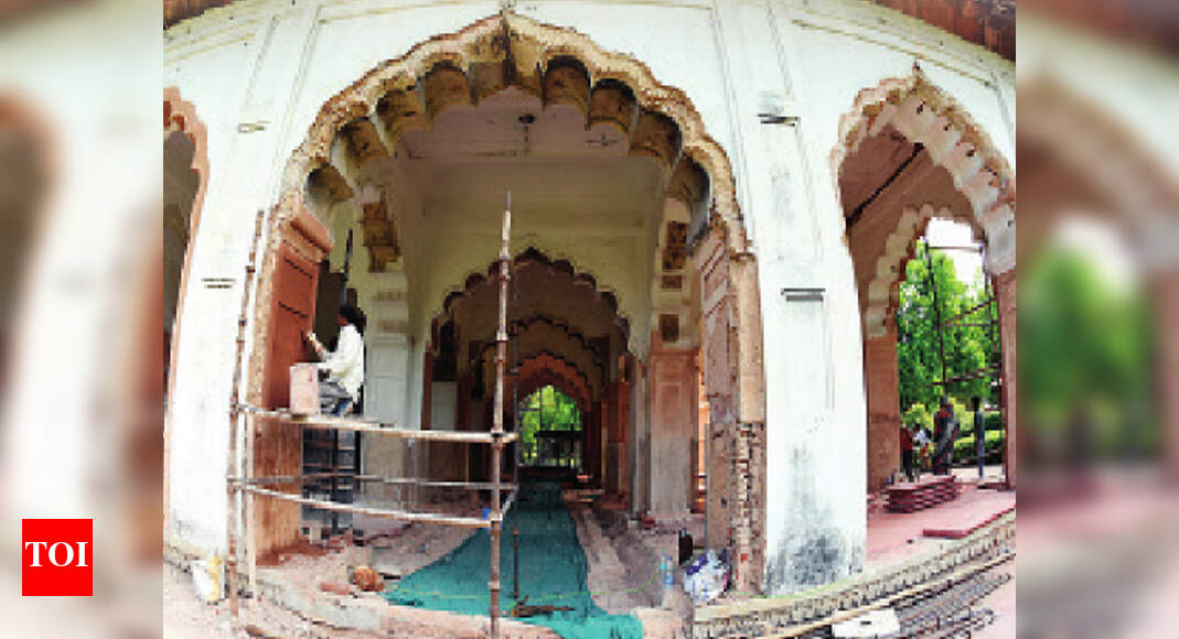 Red Fort getting Mughal-style road | Delhi News - Times of India