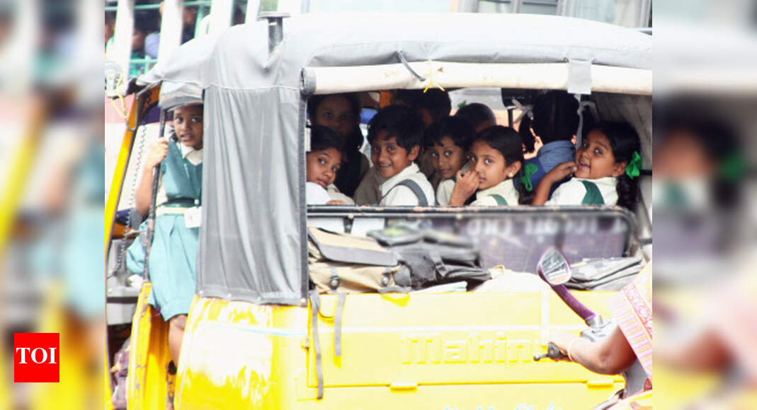Hyderabad: Auto driver held for ferrying 7 kids to school in a drunken ...