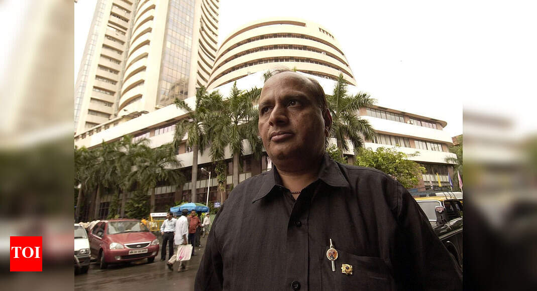 1993 Mumbai serial blast survivor approaches NHRC, demands compensation ...