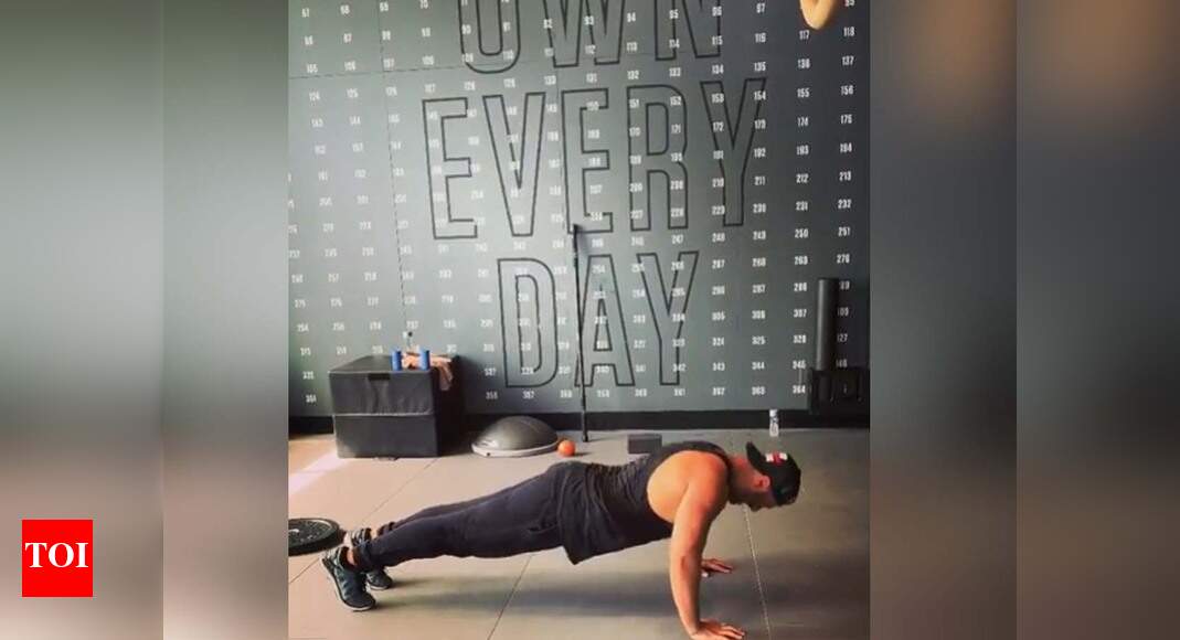 Arjun Kapoor is giving us some fitness goals with his latest push-up ...