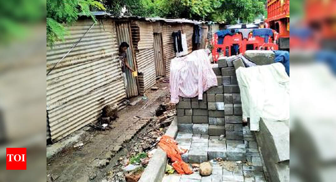 With no better option available, construction workers live in unsafe ...