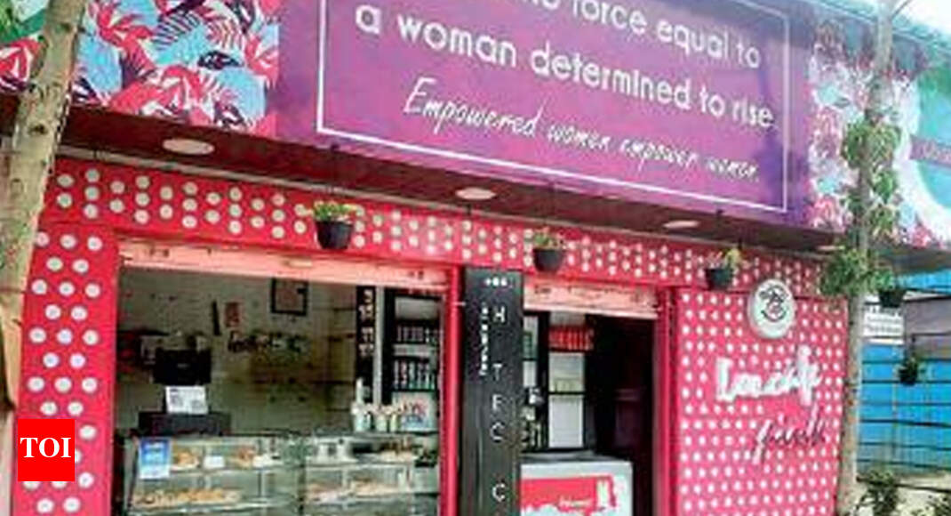 Loo Cafe-Pink opened at Shilparamam | Hyderabad News - Times of India
