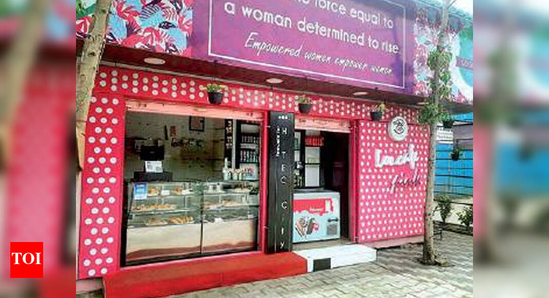 Loo Cafe-Pink opened at Shilparamam | Hyderabad News - Times of India