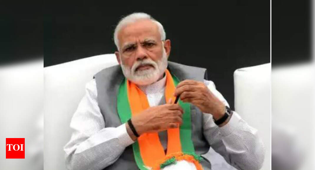 Narendra Modi: PM Modi slams VIP brats, says bad behaviour not on ...