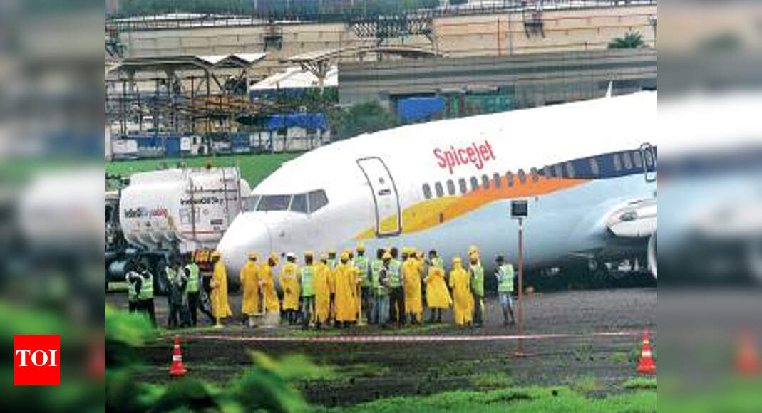 Mumbai: SpiceJet flight with 160 on board sped past runway | Mumbai ...