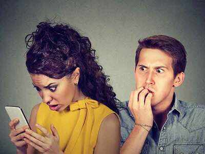 Signs that point to an online cheat - Times of India