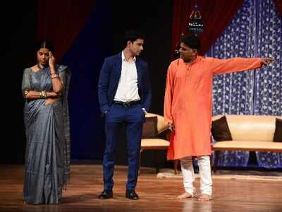 Theatre Review: Aarohi | Hindi Movie News - Times of India