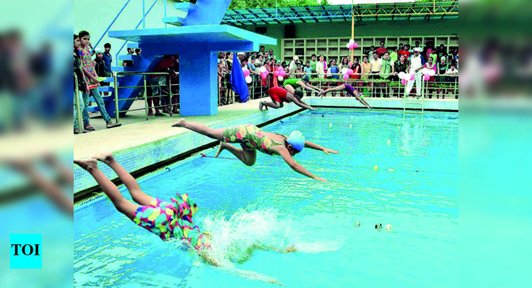 A fun-filled swimming competition in Prayagraj | Prayagraj News - Times ...