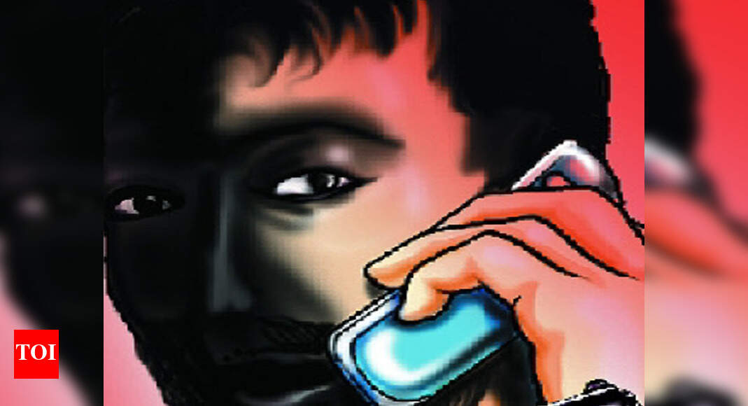 Mumbai: Fake call centre busted, five arrested for duping US citizens ...