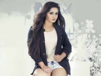 Watch: Ex-Bigg Boss contestant Aditi Rai gets nostalgic about BB theme ...