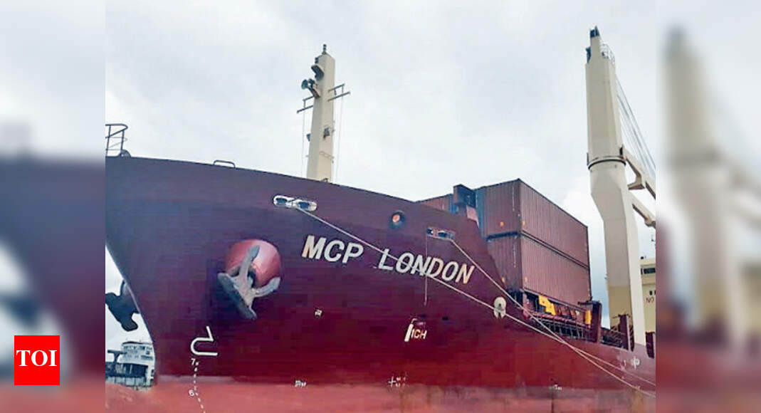 With first vessel from TN, Kidderpore Dock starts operating as coastal ...