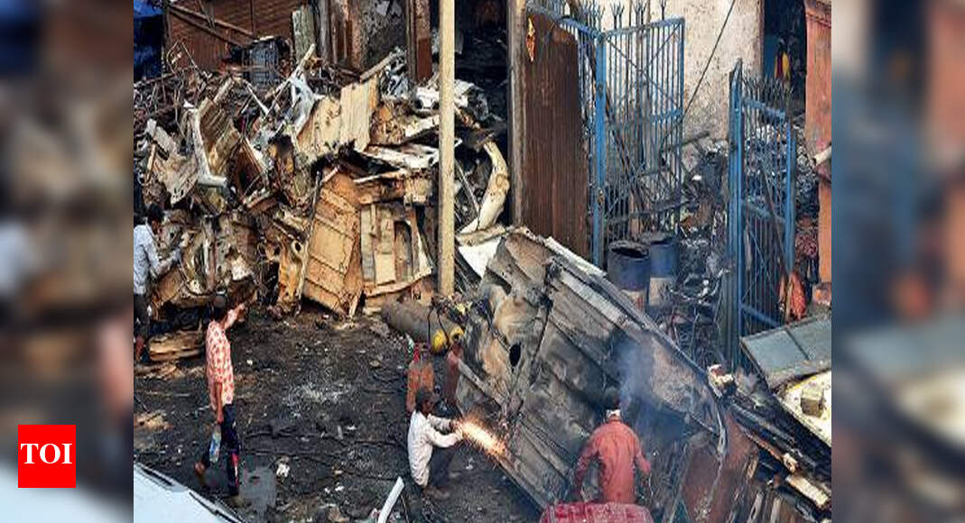 Seal broken: Shut Mayapuri units crop up elsewhere | Delhi News - Times ...