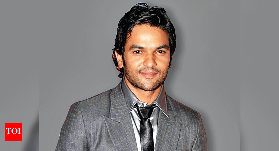 Sammohanam actor Amit Purohit passes away at 35 | Events Movie News ...