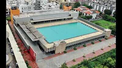 No decision taken on outsourcing of SMC elevated swimming pool | Surat ...