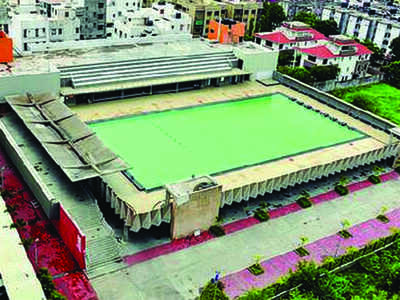No decision taken on outsourcing of SMC elevated swimming pool | Surat ...