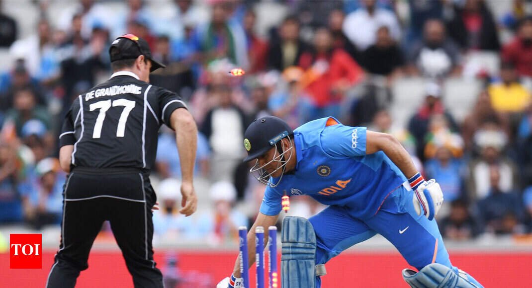 MS DHONI RUN OUT: Was lucky to get a direct hit from the outfield ...