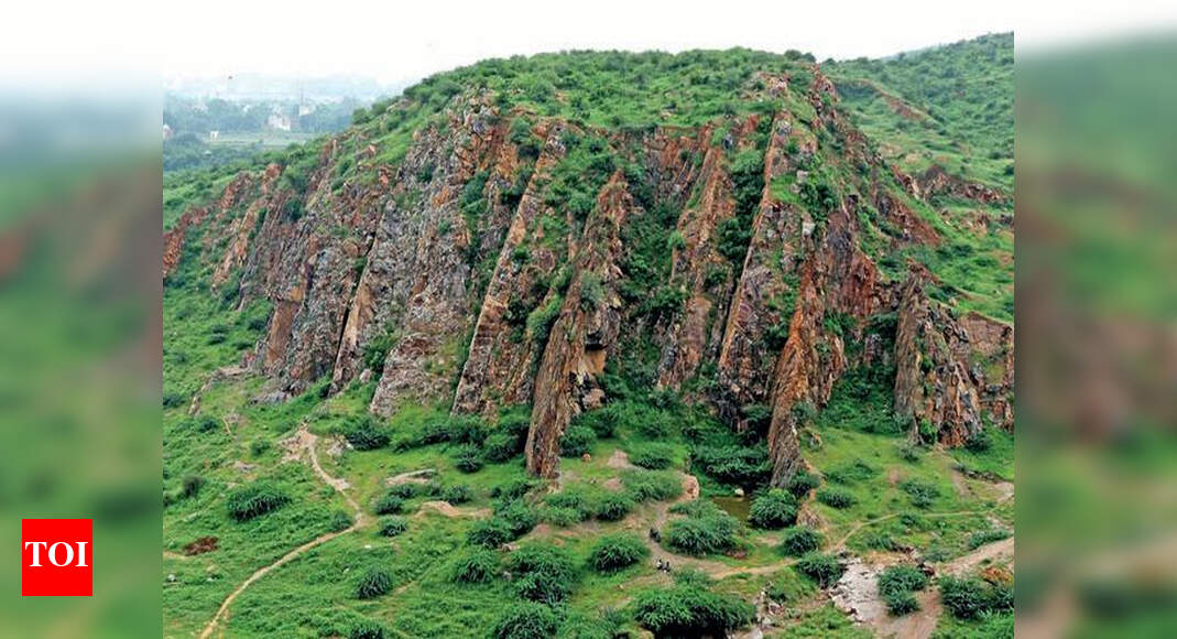 Lakes around Aravali hills to be used for groundwater recharge ...