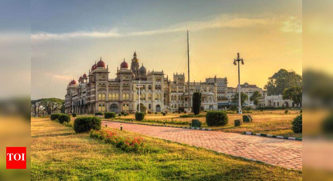 Tourism department keen on building heritage arches at four entrances ...