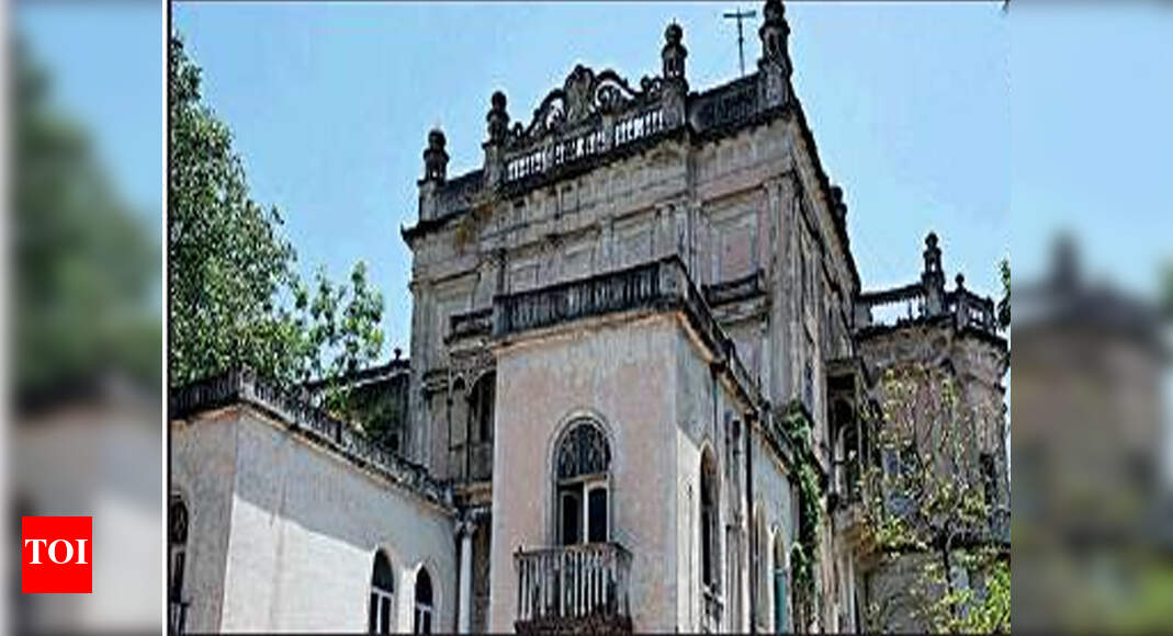 Court questions Telangana right to raze Irrum Manzil, cites key Act ...