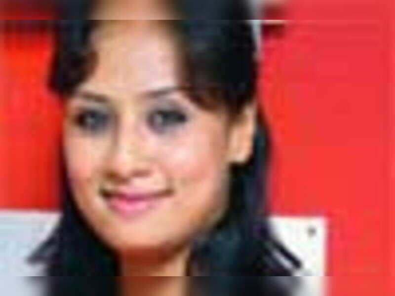 Maanu's Singapore connection | Tamil Movie News - Times of India