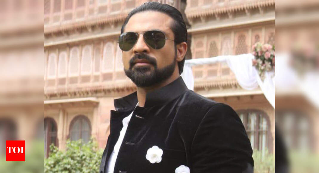 TV actor Mohammad Nazim happy playing baddie on screen - Times of India