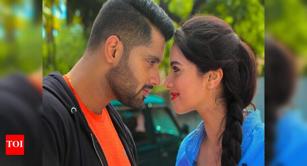 Amar's Marethuhoyithe tops the charts this week | Kannada Movie News ...