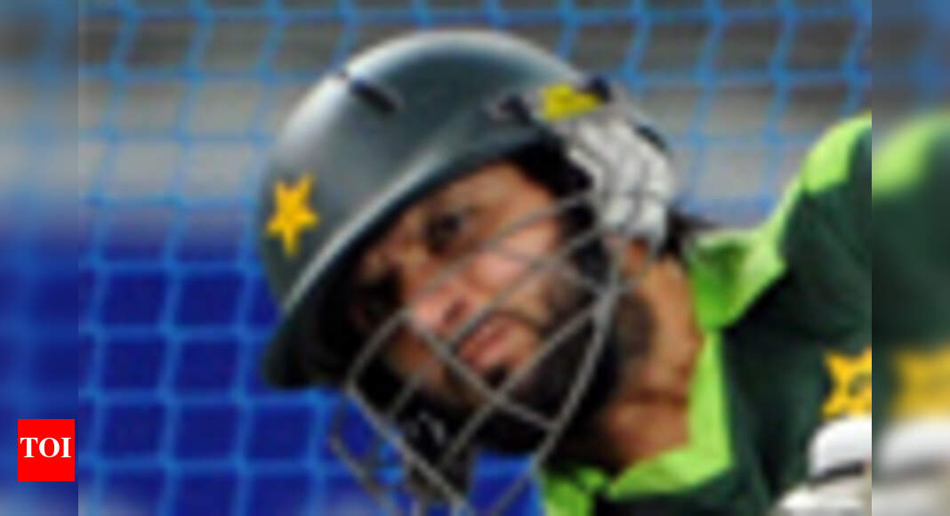 Afridi not happy with axing of Kamran, Malik from NZ tour | New Zealand ...