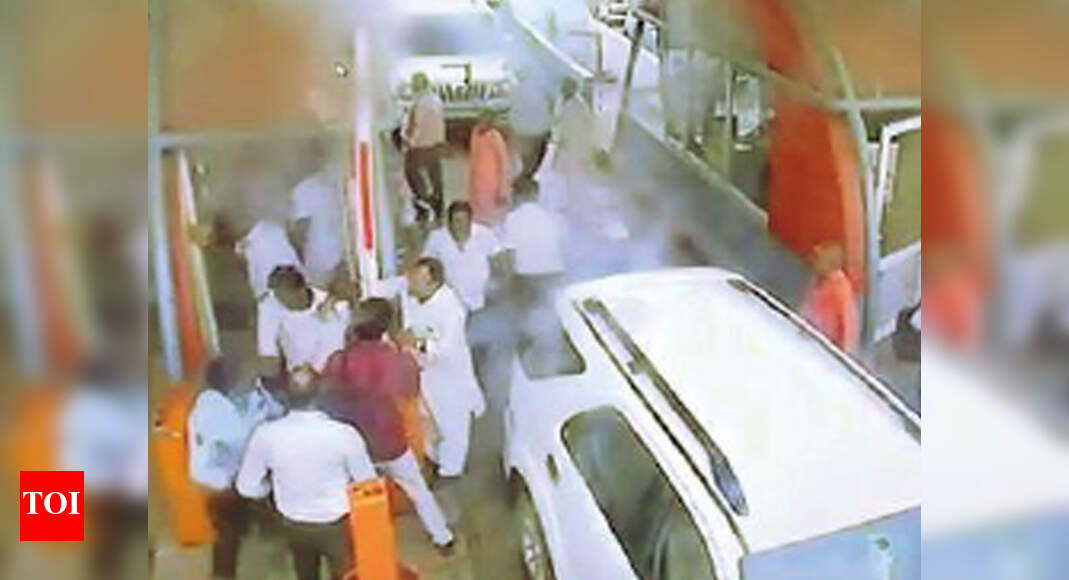 BJP neta roughs up toll collector on Yamuna expressway, booked | Noida ...