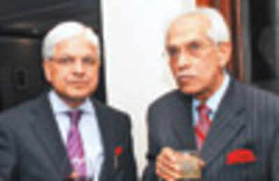 Balbir host a party in honour of Raj Loomba | Events Movie News - Times ...