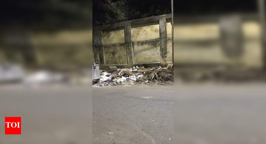 A Total messy area - Times of India