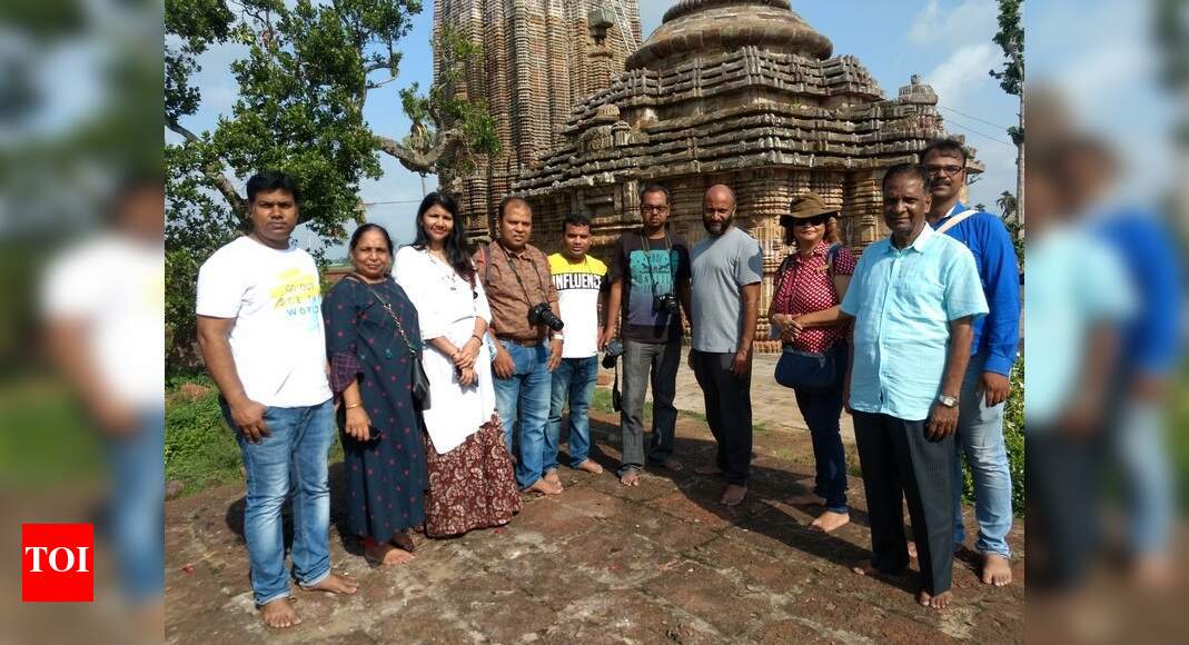 Heritage enthusiasts visit sites in Prachi valley | Events Movie News ...