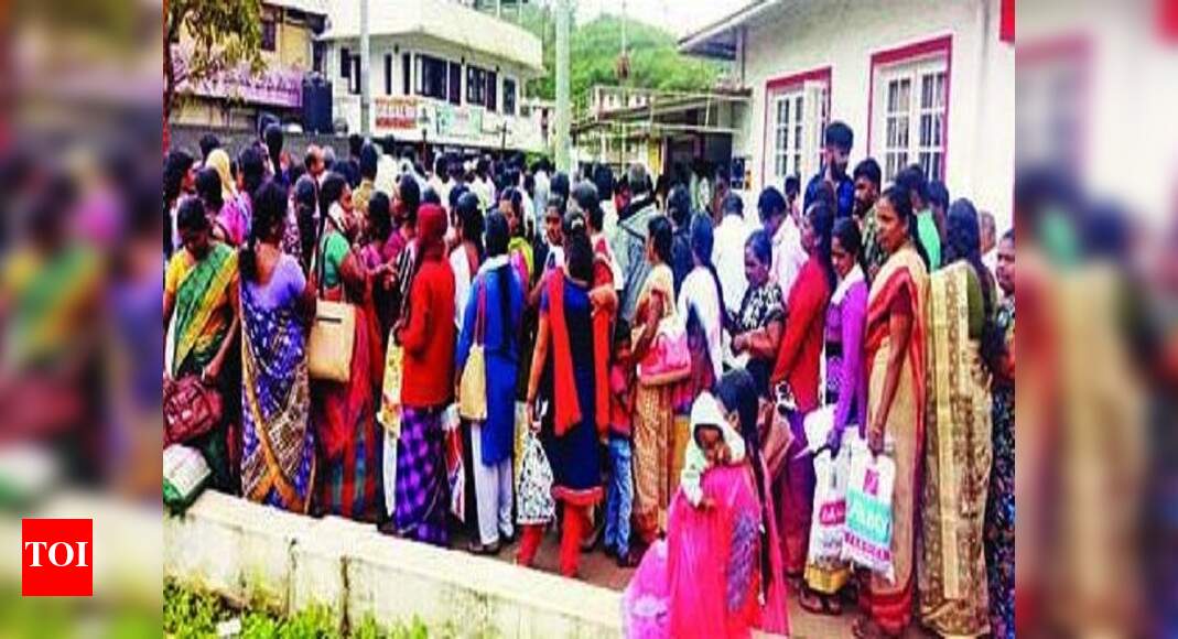 Rumours spark a mad rush to Munnar post office | Kochi News - Times of ...