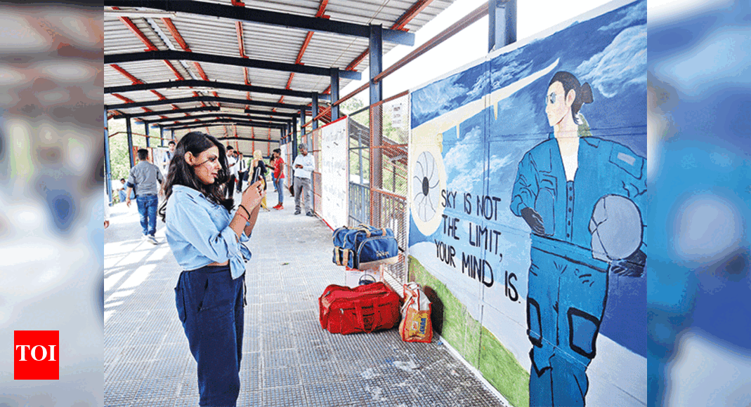 Women empowerment graffiti gives Tilak Bridge Railway Station a ...