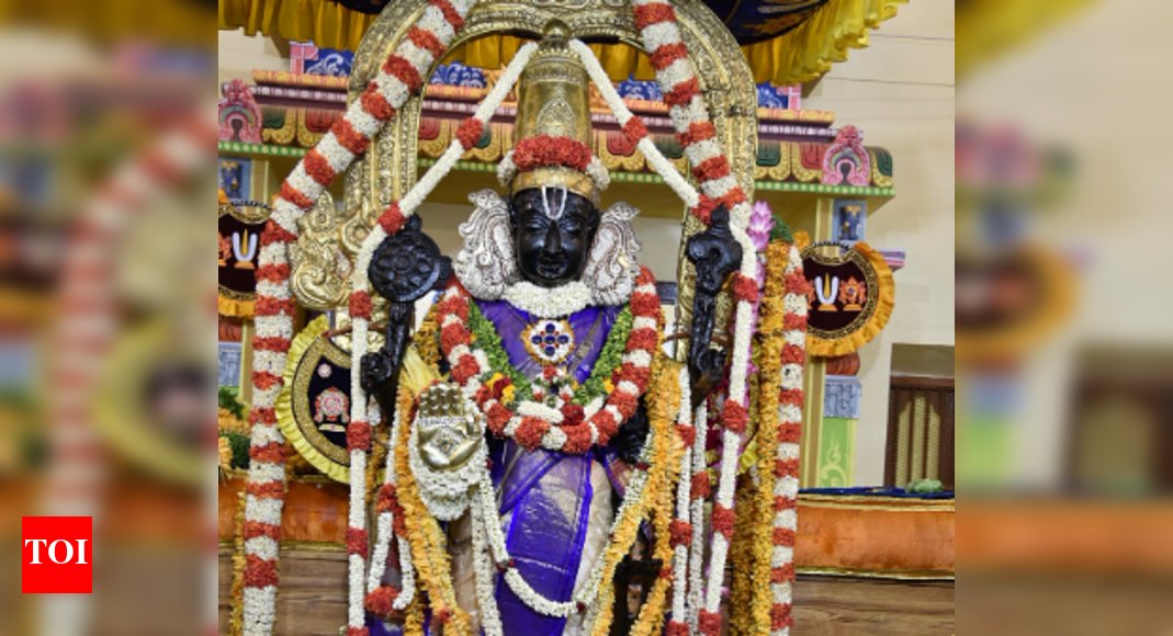 Athi Varadar festival in Kancheepuram: HR&CE dept distributing free ...