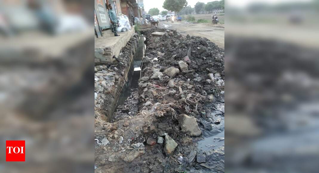 Silt lines road - Times of India