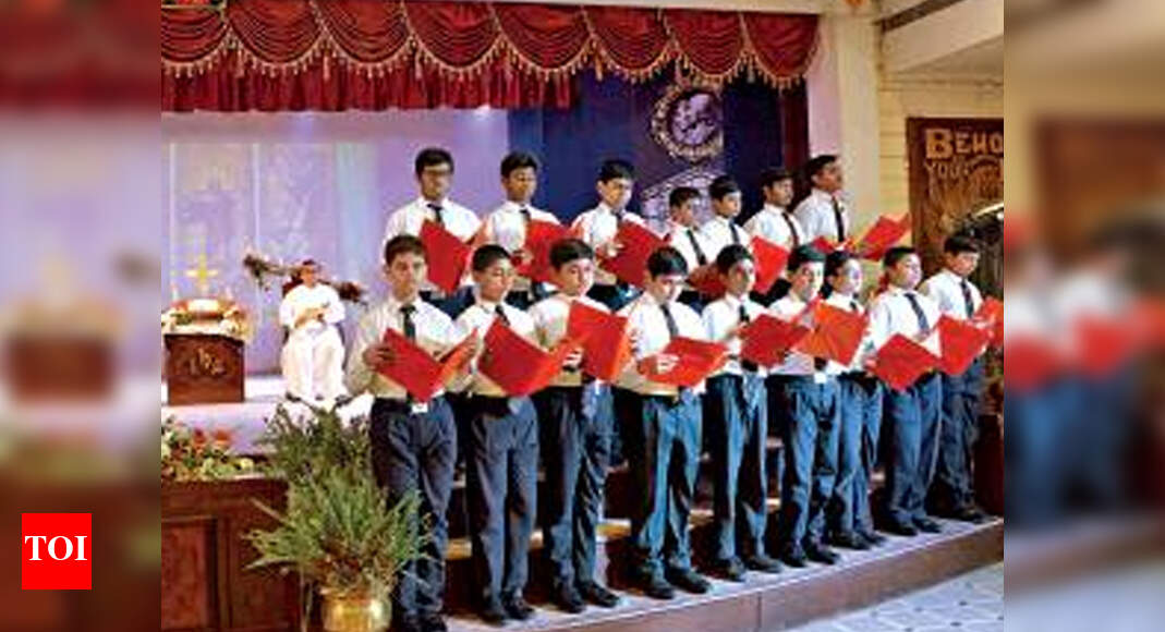 Anglo-Indians celebrate community day with prayer, music and food ...