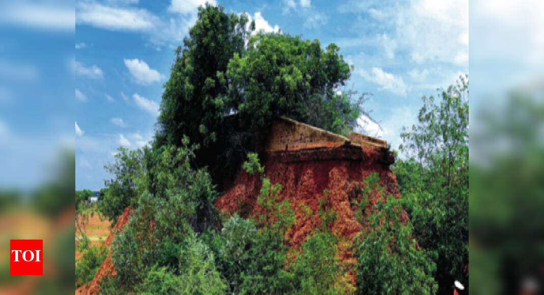 Drive to retrieve Sholavaram land uncovers WWII airstrip | Chennai News ...