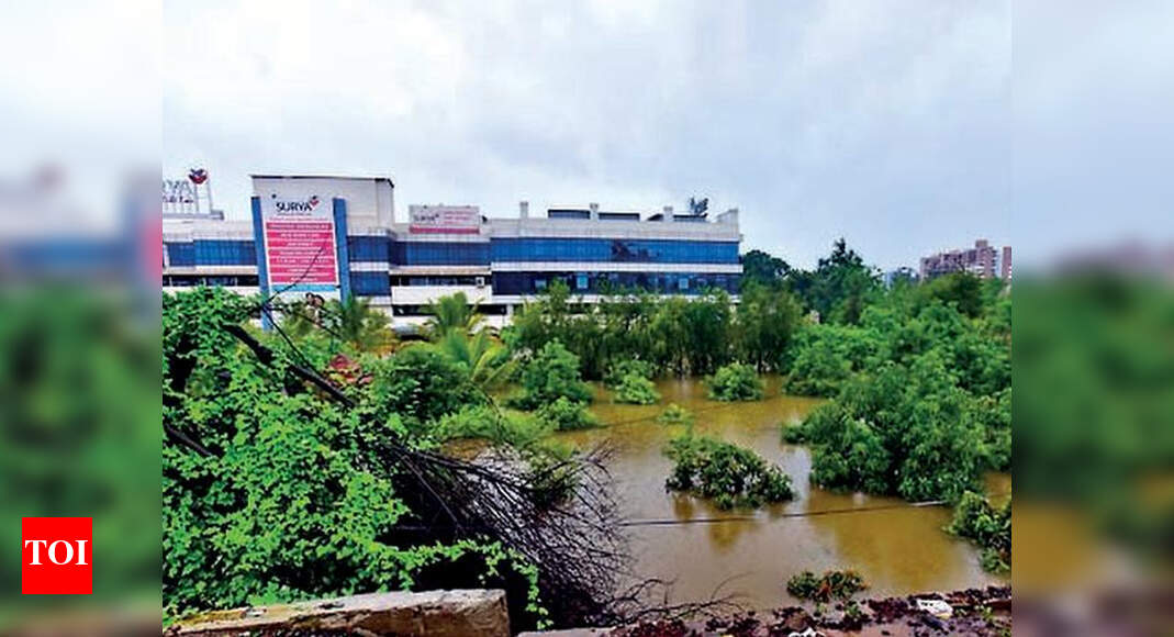 2 hospitals affected by flooding, 172 patients moved to other ...